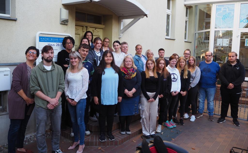 Stark nachgefragt: Gesundheits- und Krankenpflegehilfe • Naëmi-Wilke-Stift